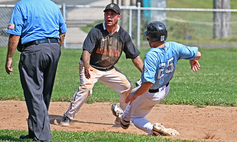 Navigators blank Collinsville to win Connecticut North 25 and up title ...